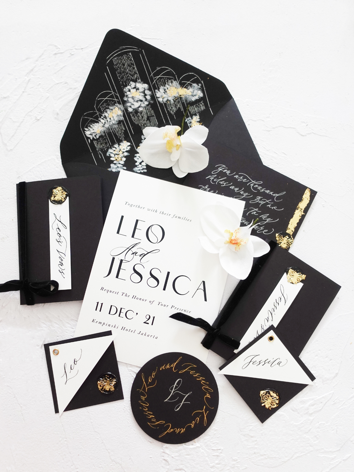 Custom Wedding Invitation | Leo & Jessica – Calligraphy by Versary
